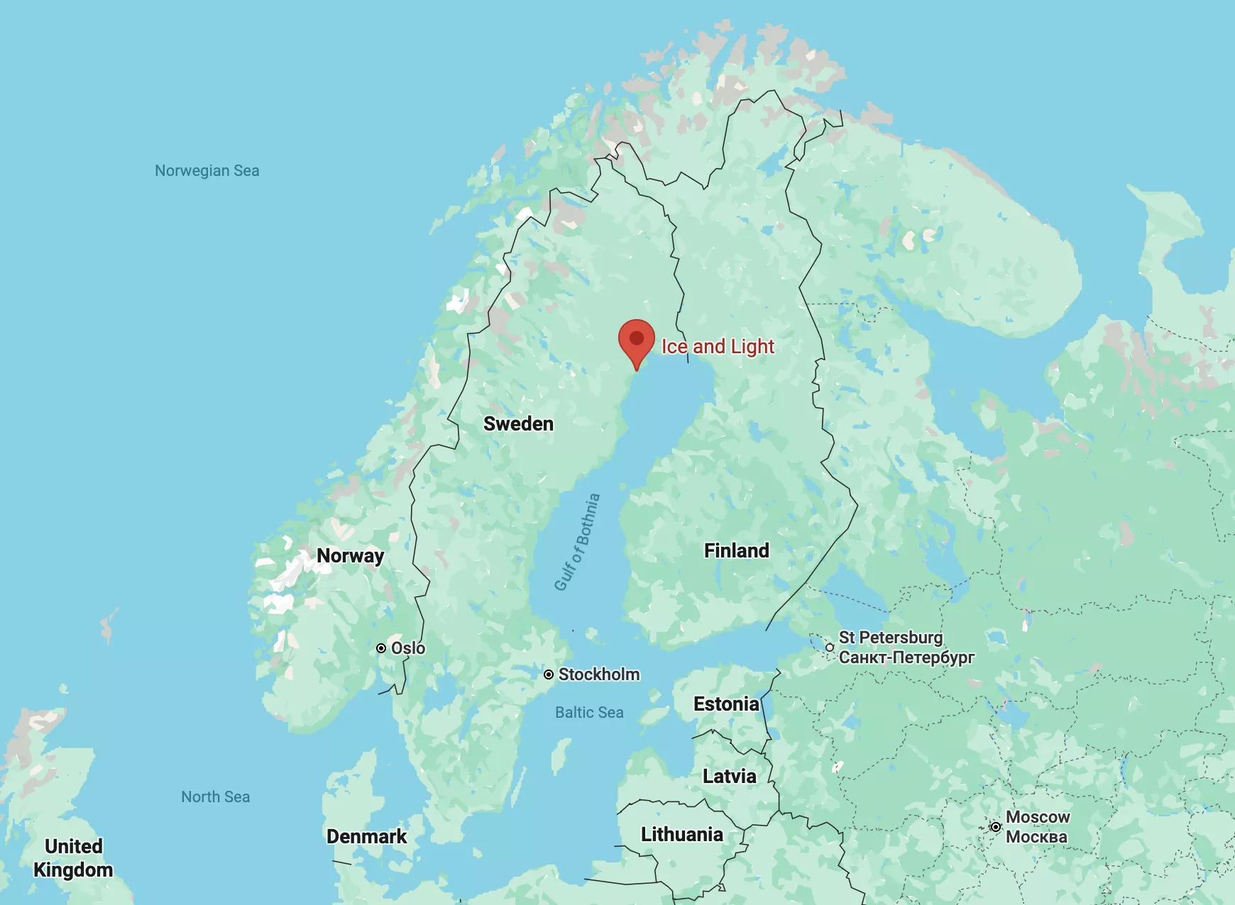 Staying in a Glamping Igloo Under the Northern Lights (near Luleå)